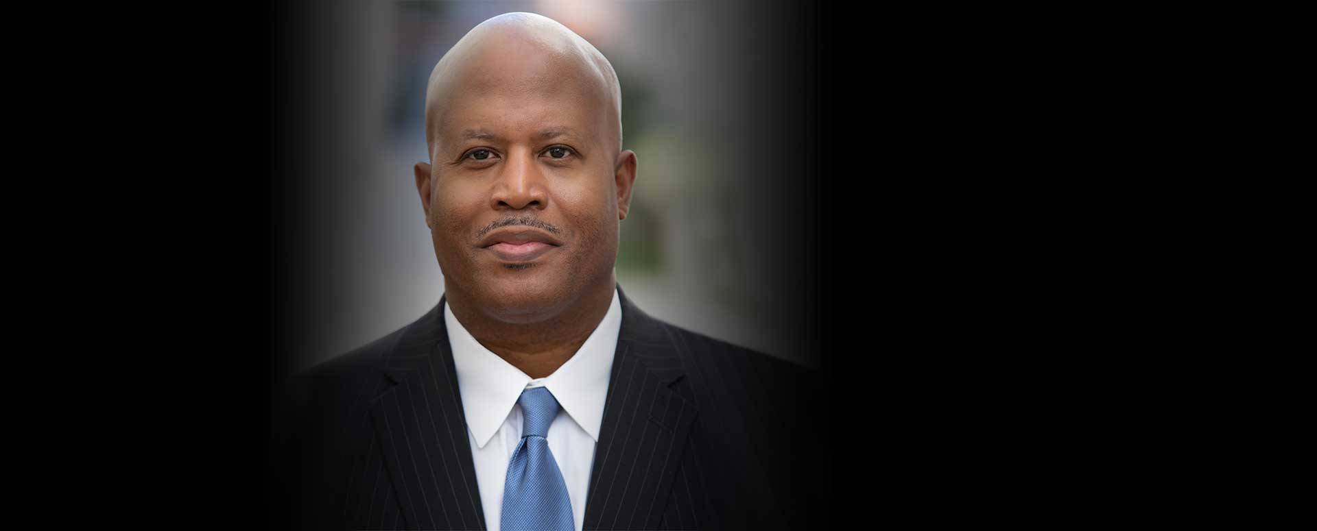 Book Dr. John Hodge for Speaking, Events and Appearances | APB Speakers